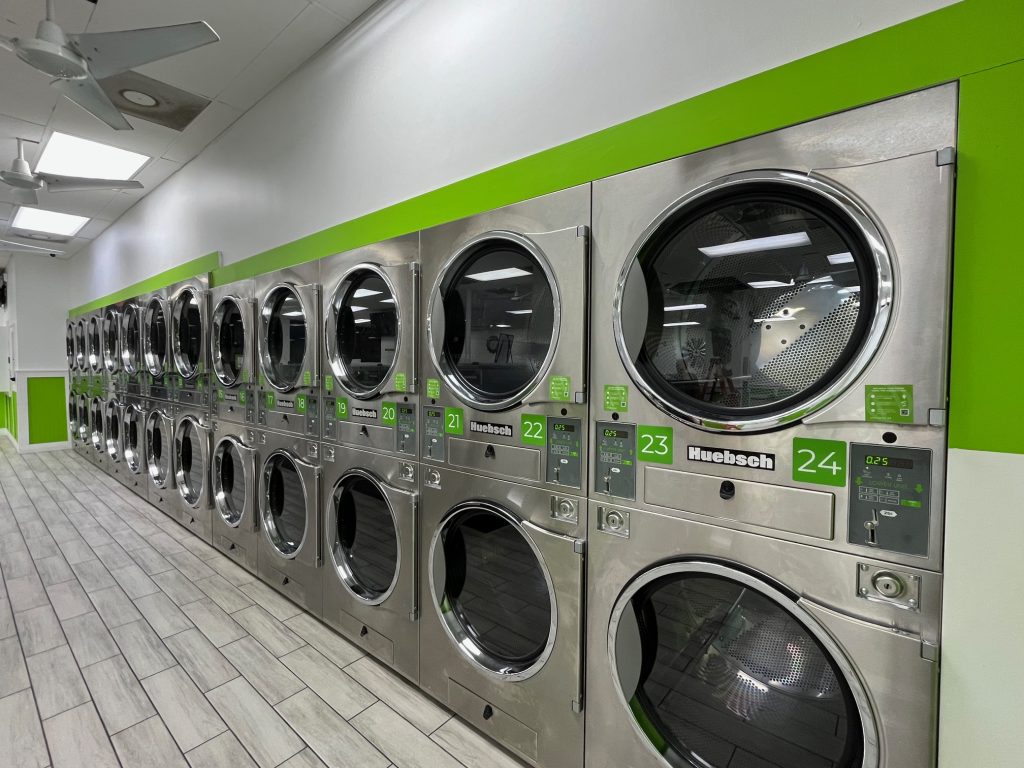 24-Hour Laundromats: Your Round-the-Clock Laundry Lifesaver - MariettaCoin